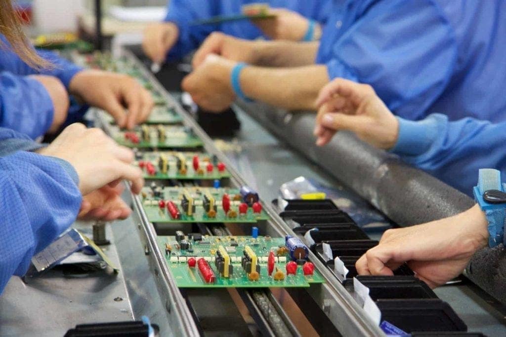 Cell Assembly vs Assembly Lines | RIS Blog